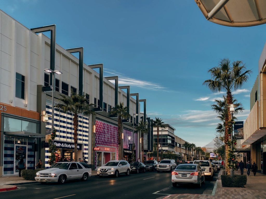 Downtown Summerlin Mall | Charming Outdoor Shopping Center
